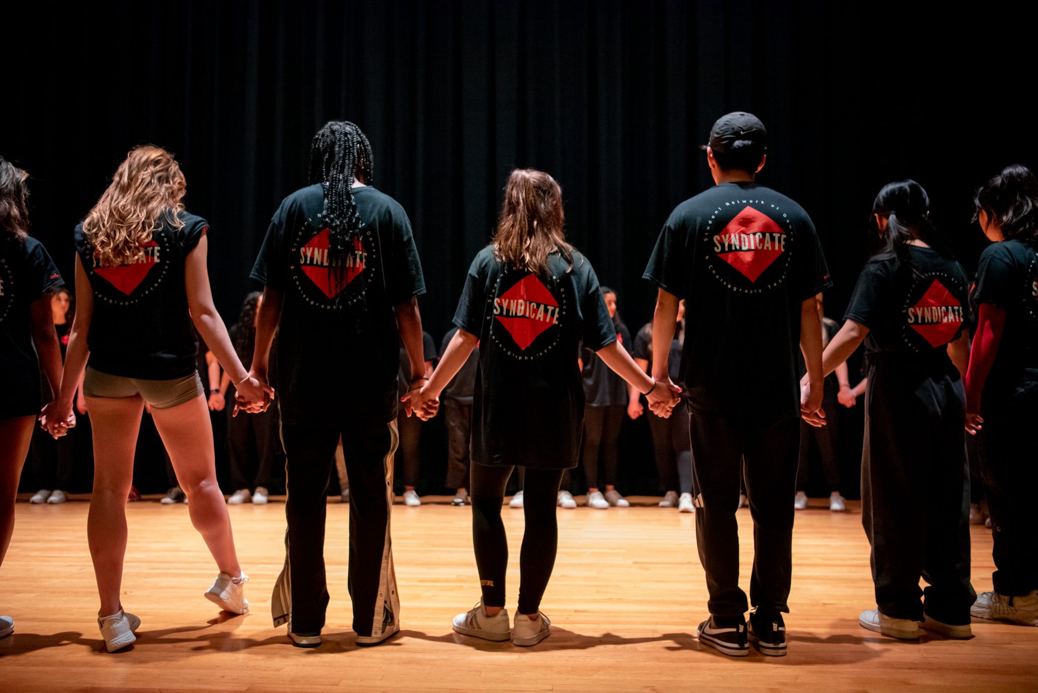 Presenting “Syndi Scammers”: Syndicate steals the show at annual fall ...